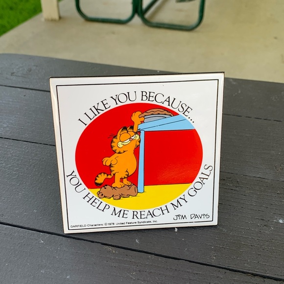 Garfield | Accents | Vintage 978 Garfield Picture With Stand | Poshmark
